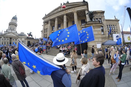 Eu Supporters Pulse Europe Movement Demonstrate Editorial Stock Photo ...