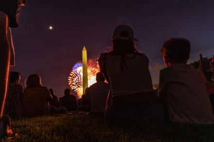 Fireworks Explode Over National Mall Celebrate Editorial Stock Photo ...