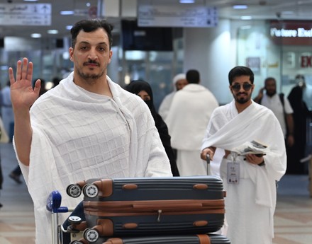 750 Kuwait international airport Stock Pictures, Editorial Images and ...