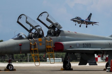 Taiwans Supersonic Advance Jet Trainers Aidc Editorial Stock Photo ...