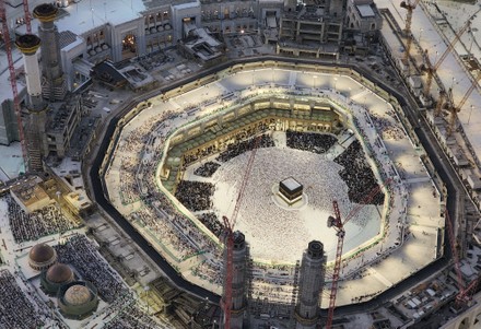 Muslim Worshippers Seen Pray Around Kaaba Editorial Stock Photo - Stock ...