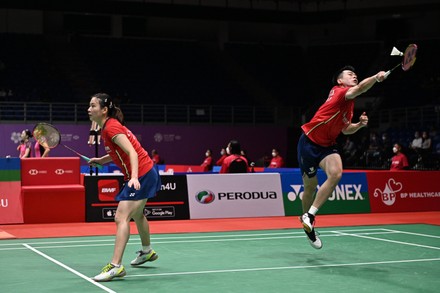 Chinas Zheng Siweirhuang Yaqiong Compete During Editorial Stock Photo ...