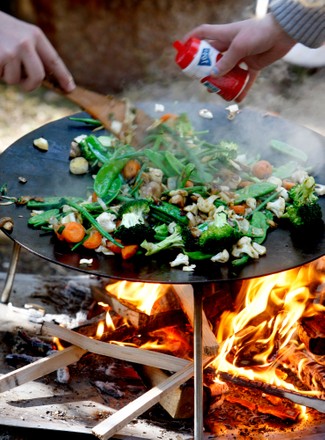 29 Cook food in field Stock Pictures, Editorial Images and Stock Photos ...