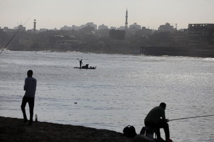 3,000 Sunrise gaza Stock Pictures, Editorial Images and Stock Photos ...