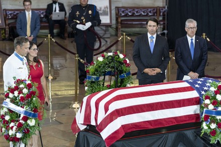 Medal Honor Recipient Britt Slabinski Left Editorial Stock Photo ...