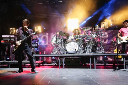 52 Drummer simple minds Stock Pictures, Editorial Images and Stock ...