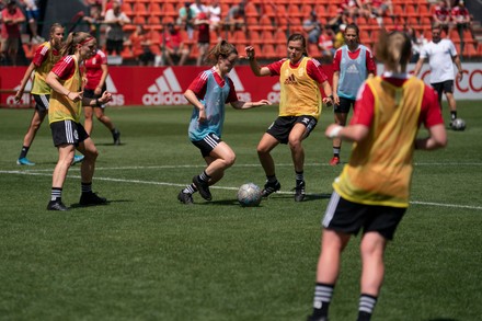 Standard Feminas Players Pictured During Training Editorial Stock Photo ...