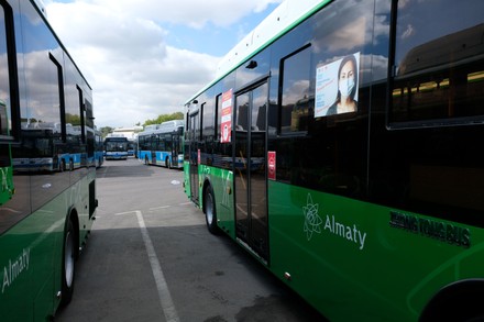 imágenes de City bus fleet. Transport is being prepared to enter the ...