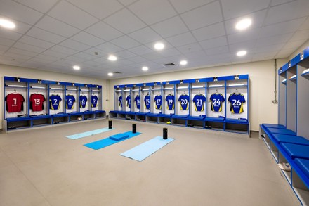 20,000 Dressing room Stock Pictures, Editorial Images and Stock Photos ...