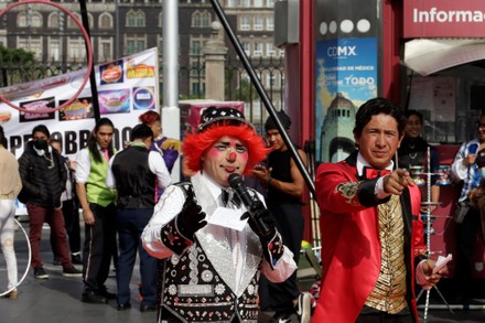 750 Circus workers Stock Pictures, Editorial Images and Stock Photos ...