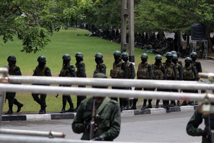 Sri Lankan Military Stand Guard Near Editorial Stock Photo - Stock ...