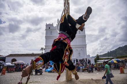 1,000 Pole dance Stock Pictures, Editorial Images and Stock Photos ...