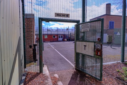 1,000 Immigration detention facility Stock Pictures, Editorial Images ...