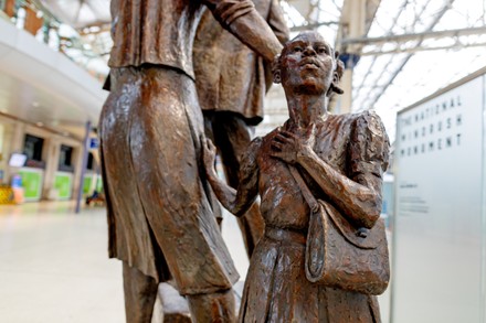86 Windrush monument Stock Pictures, Editorial Images and Stock Photos ...