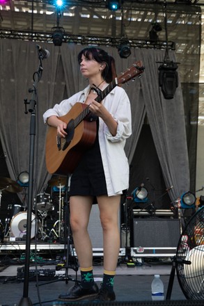 Singer Songwriter Quinn Christopherson Performs During Editorial Stock ...