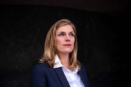 __COUNT__ imágenes de Carole Gandon portrait session, Rennes, France ...