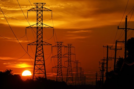 2,000 Transmission lines Stock Pictures, Editorial Images and Stock ...