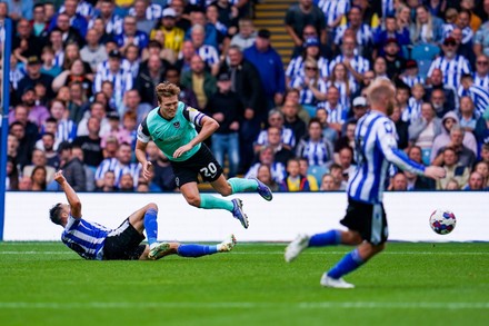 Portsmouth Defender Sean Raggett 20 Tackled Editorial Stock Photo ...