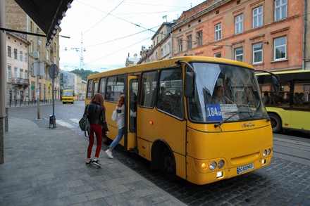 750 Bus routes Stock Pictures, Editorial Images and Stock Photos ...