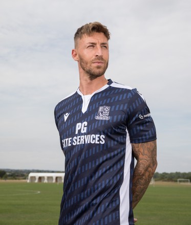 Jake Hyde Signs Southend United Fc Editorial Stock Photo - Stock Image ...
