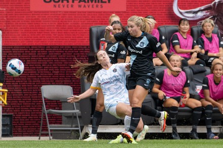 1 Kelly delanie sheehan Stock Pictures, Editorial Images and Stock ...