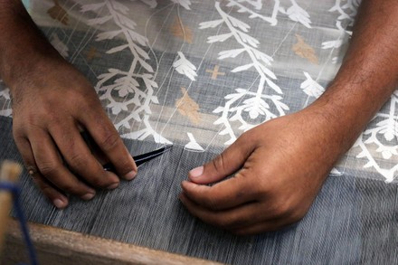 250 Sari making Stock Pictures, Editorial Images and Stock Photos ...