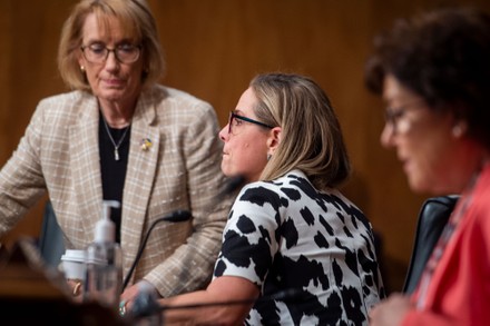 Senate Committee on Homeland Security and Governmental Affairs business ...