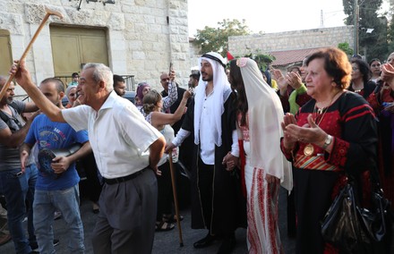 Palestinians Take Part Traditional Palestinian Wedding Editorial Stock ...