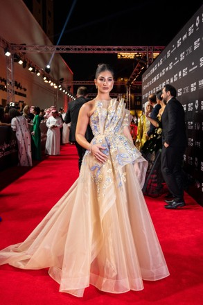 Saudi Blogger Hana Known Itsalwayshana Walks Editorial Stock Photo - Stock Image | Shutterstock