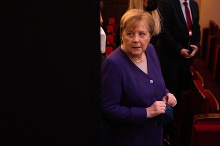 German Chancellor Angela Merkel Arrives Pose Editorial Stock Photo ...