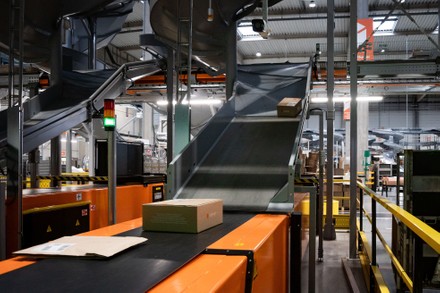 New parcel sorting hub of Colissimo - Montereau, Montereau-sur-le-Jard ...