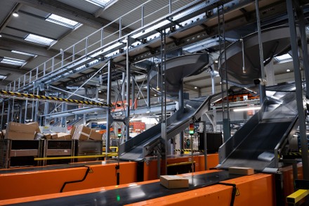 New parcel sorting hub of Colissimo - Montereau, Montereau-sur-le-Jard ...