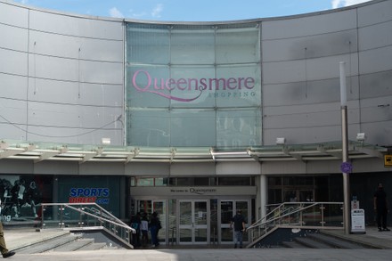 Queensmere Shopping Centre Slough Town Centre Editorial Stock Photo ...
