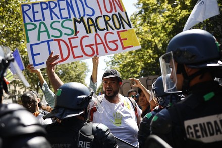 Protester Wears Yellow Sticker Saying Boycott Editorial Stock Photo ...
