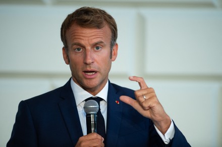 Emmanuel Macron visits Trinity College - Dublin, Ireland - 26 Aug 2021 ...