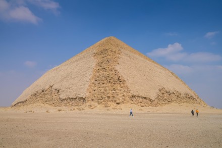 8 Curved pyramid Stock Pictures, Editorial Images and Stock Photos ...