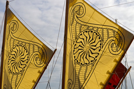 Sails Vaka Traditional Canoes Ahead Their Editorial Stock Photo - Stock ...