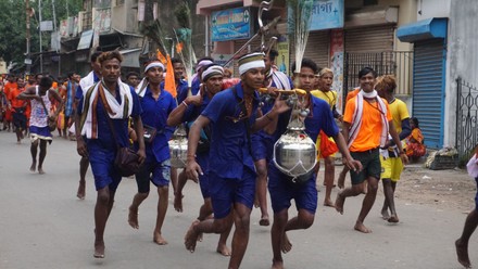 Numerous Devotees Pilgrims Going Tarakeswar During Editorial Stock ...