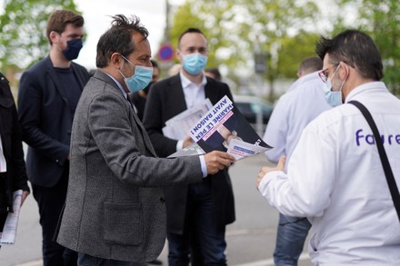 __COUNT__ Sebastien Chenu Campaigns - Henin-Beaumont, France - 21 May ...