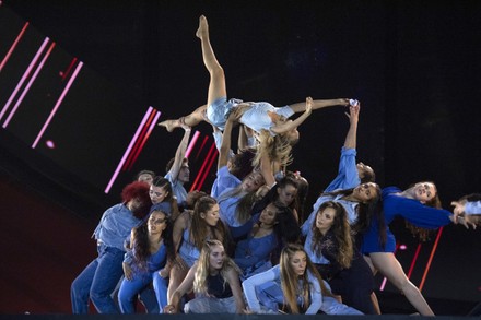 Lemonade Dance Crew Performing On Stage Editorial Stock Photo - Stock ...