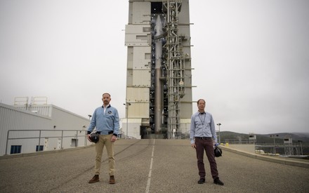 500 Mission scientist Stock Pictures, Editorial Images and Stock Photos ...