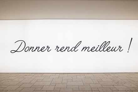 Sign Giving Makes People Better Donner Editorial Stock Photo - Stock ...