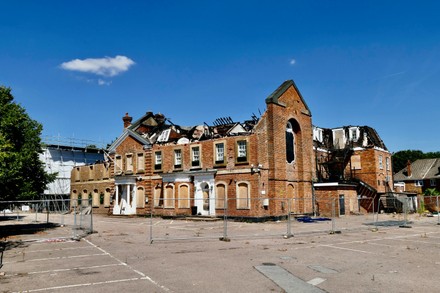 2,000 Wrecked building Stock Pictures, Editorial Images and Stock ...