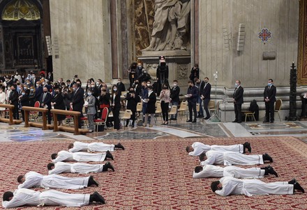 __COUNT__ Pope Francis ordains 9 new priests - Vatican, Vatican City ...