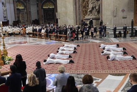 __COUNT__ Pope Francis ordains 9 new priests - Vatican, Vatican City ...