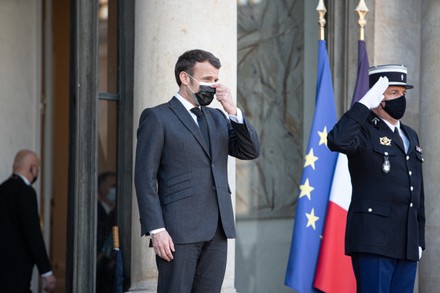 President Emmanuel Macron R Receives Elysee Editorial Stock Photo ...
