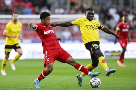 Antwerps Anthony Valencia Lillestroms Ifeanyi Onyedika Redaktionelles ...