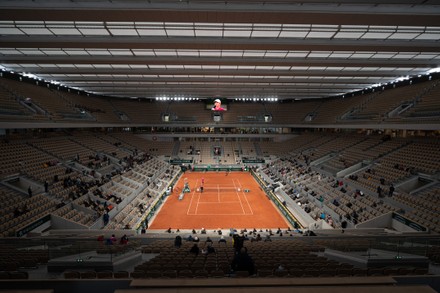 imágenes de French Open - Roland Garros Stadium Almost Empty, Paris ...