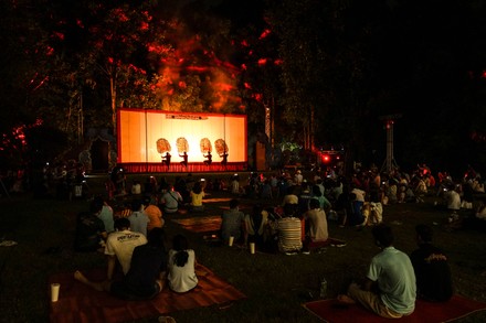 Tourists Watch Nang Yai Shadow Puppet Editorial Stock Photo - Stock ...
