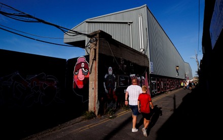 Bohemians Vs Dundalk Fans Arrive Editorial Stock Photo - Stock Image ...
